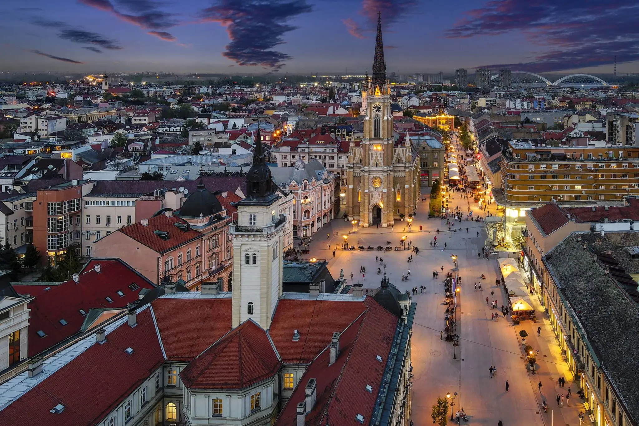 „Biraj svoju facu – upoznaj Novi Sad“ – upoznajte Novi Sad na drugačiji ...